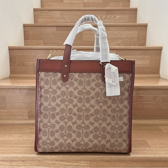 Coach | Bags | Coach Field Tote In Signature Canvas With Horse And ...